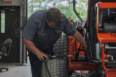 Current Tractor Offers & Deals - Nelson Tractor Company